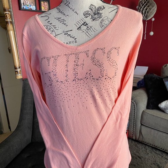 Guess | Tops | Brand New Guess Top | Poshmark